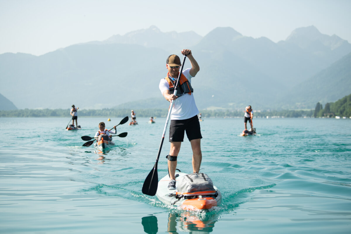 Auf zu neuen Ufern mit dem aufblasbaren SUP-Board X500 von DECATHLON ITIWIT