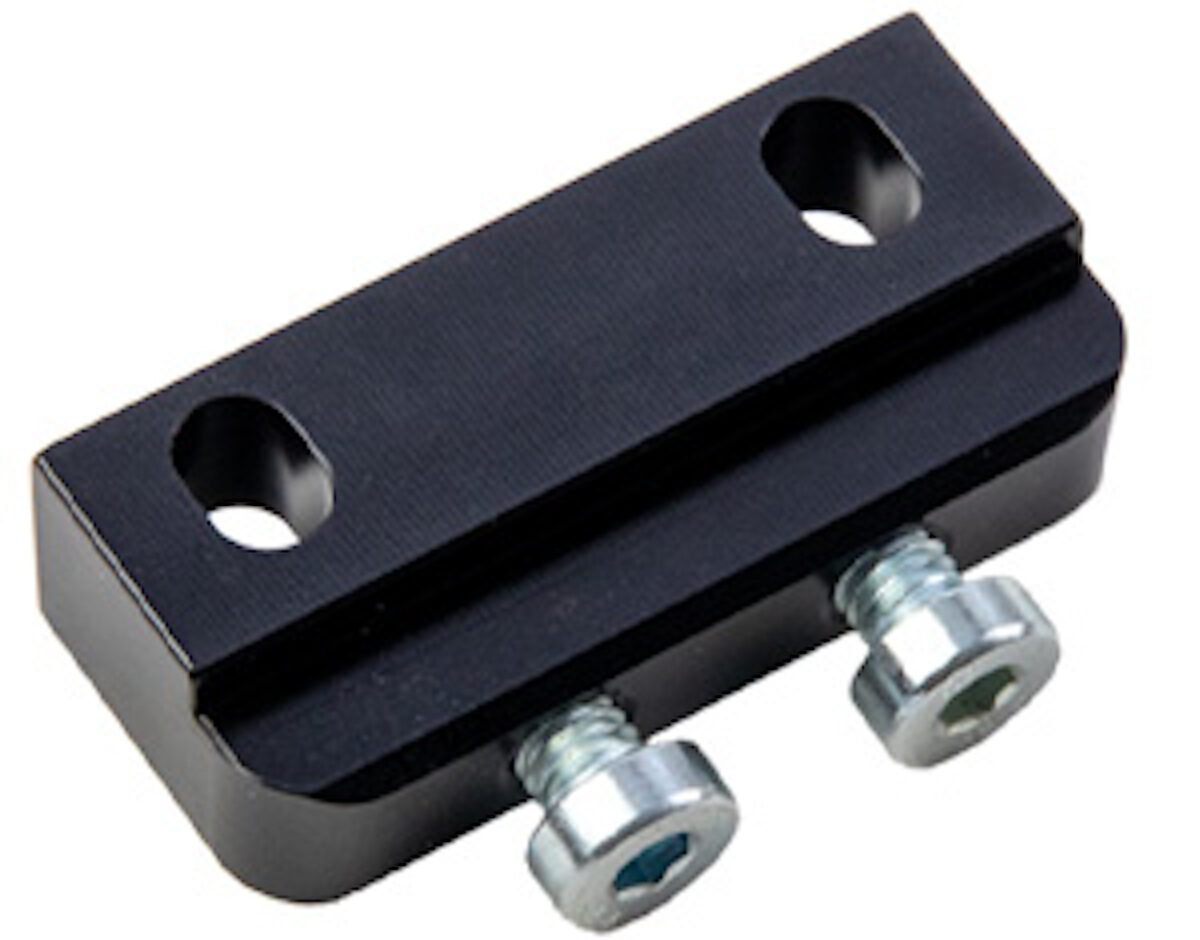 Schafft Abhilfe – Der Flatmount-Adapter von CRM-Bikeparts